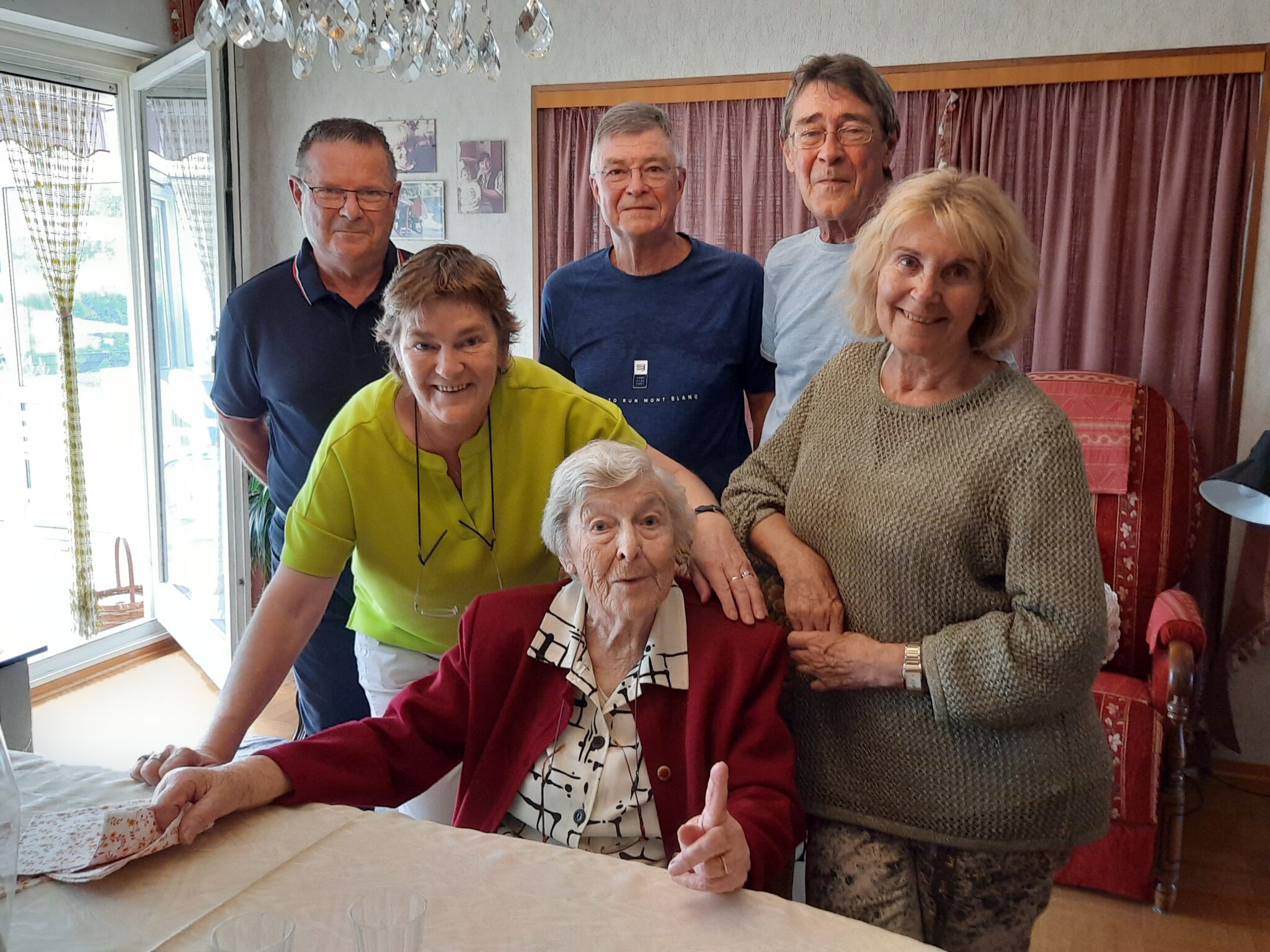 Anniversaire de notre doyenne Mme FERSING Edith - Woustviller